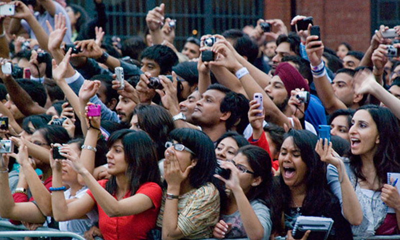 The infidelity of Bollywood fans – Bollywood Journalist